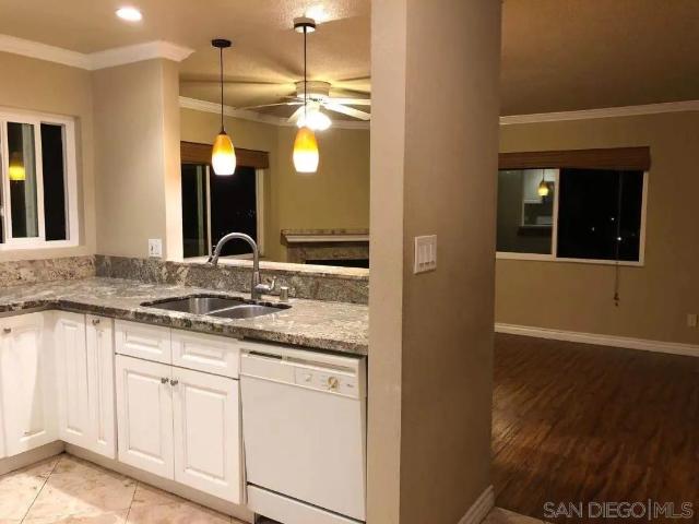 7425 Charmant Dr # 2912