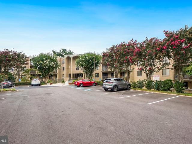 7425 Democracy Boulevard # 315
