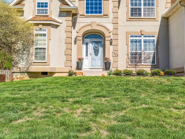 7425 Lawford Rd