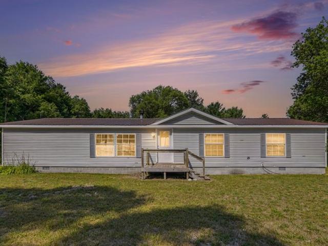 7426 2nd St, Thompsonville, MI 49683