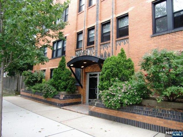 7427 Boulevard East Unit A, North Bergen, NJ 07047