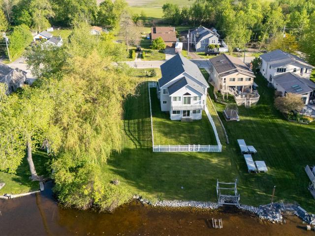 7427 E Wind Lake Rd