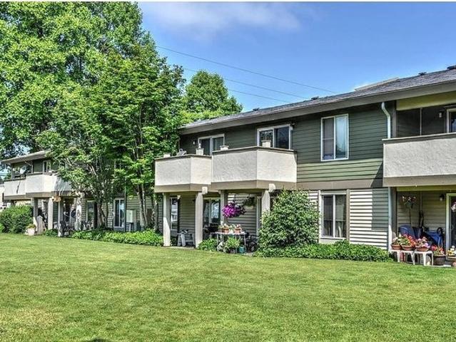 7427 Lakewood Dr W, Lakewood, WA 98499