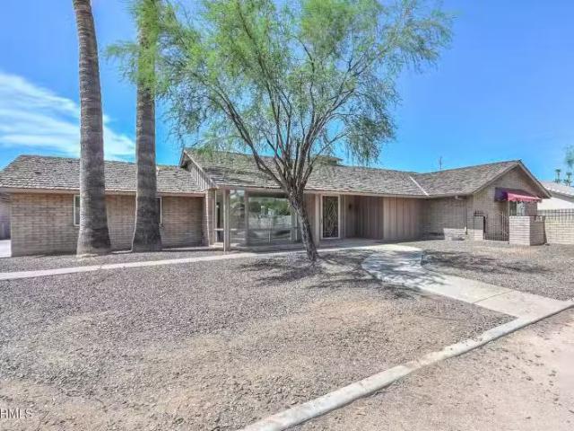7427 W Union Hills Dr, Glendale, AZ 85308 MLS 6723006
