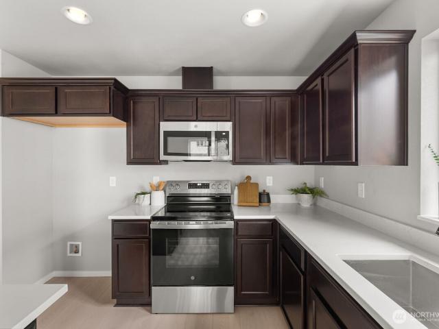 7427 45th Pl NE, Marysville, WA 98270 | MLS #2498