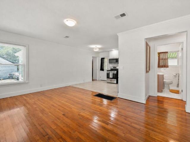 7428 Mohawk Avenue