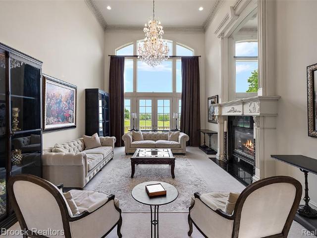 7428 Foxburg Court