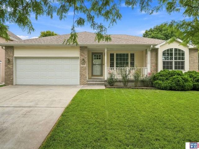 7420 Nolan Rd, Lincoln, NE 68512