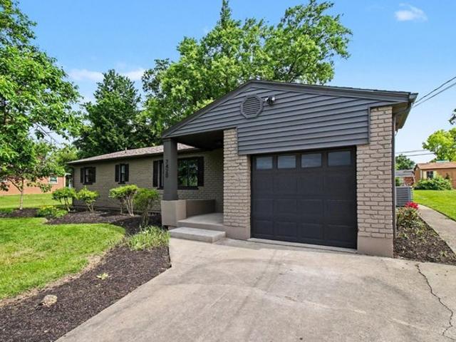 7420 Elkwood Dr, West Chester, OH 45069