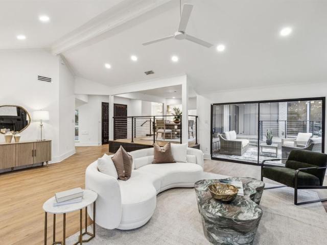 7420 Royal Lane