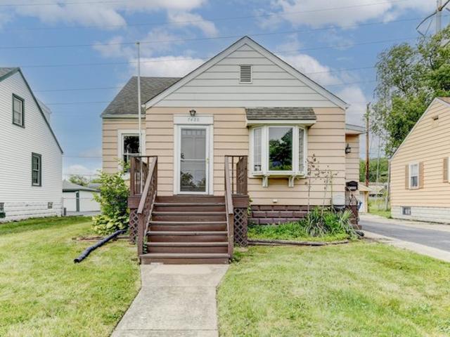 7420 S McCook Ave, Hammond, IN 46323