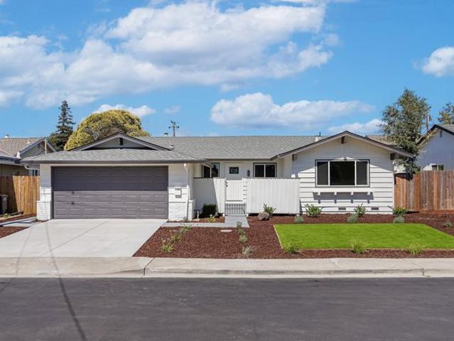 7421 Brookdale Ct, Dublin, CA 94568