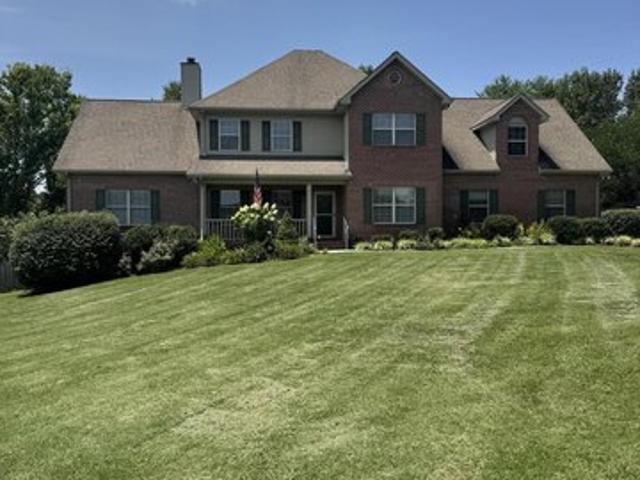 7421 Castlegate Blvd, Knoxville, TN 37918