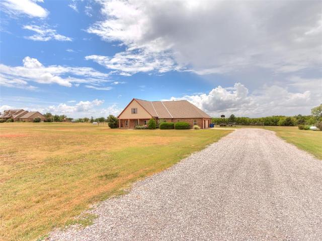 7421 High Meadows Lane