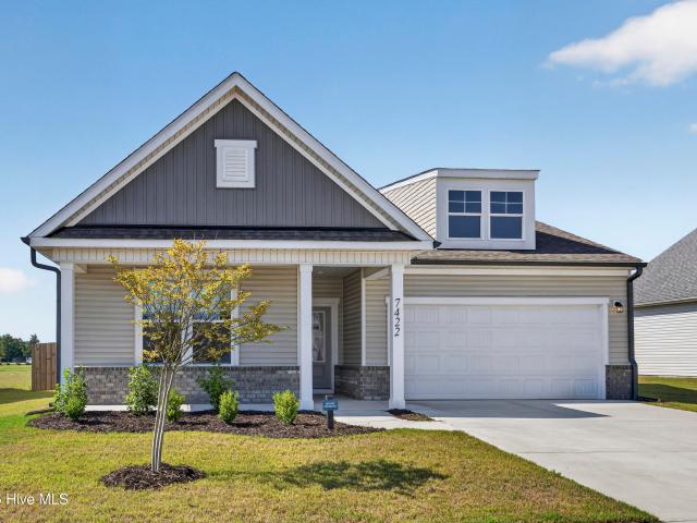 7422 Linda Vista Lane NE