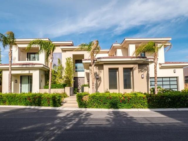 7422 Yonie Ct, Las Vegas, NV 89117