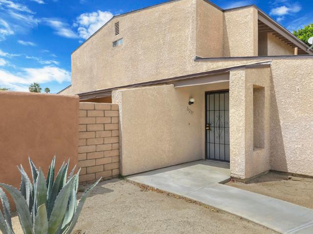 74237 Catalina Way