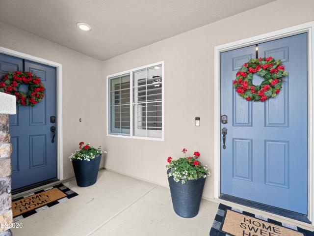 7423 Comet Ct, Sparks, NV 89436 | Compass