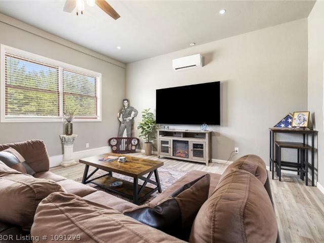 7423 Terry Street 7421 & 7423