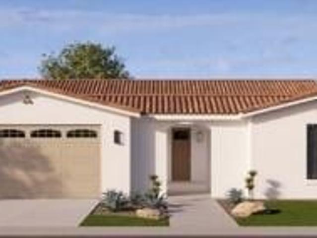 742 E Beech Ave, Visalia, CA 93292