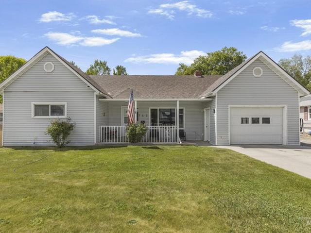 742 Fort Hall Ave, American Falls, ID 83211