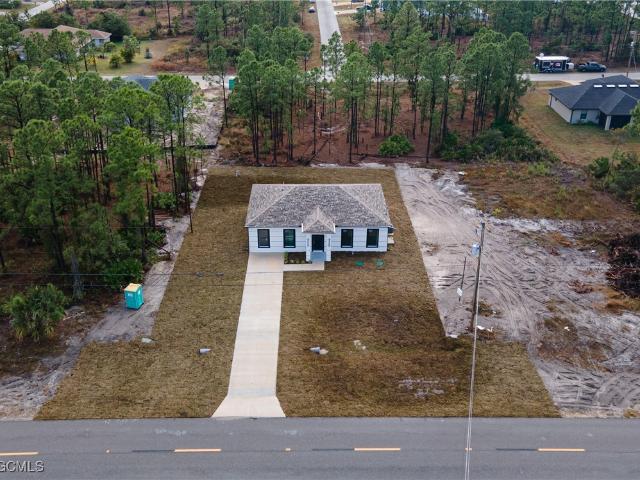 742 Jaguar Blvd, Lehigh Acres, FL 33974 | MLS #2026005