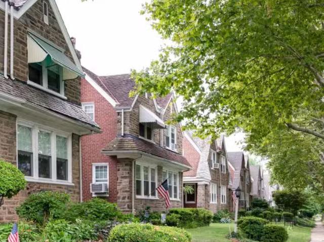 742 Longshore Avenue Phila. Spacious 4 Bed, 3.5 Bath Single Fa.