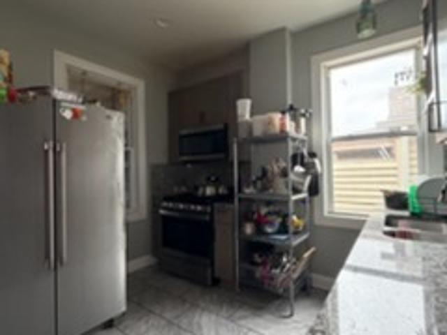 742 N Trumbull Avenue