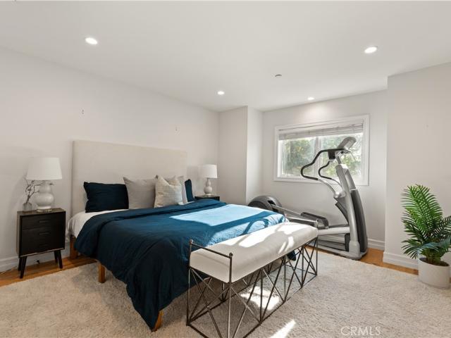 742 N Detroit St, Los Angeles, CA 90046 | MLS #RS26078