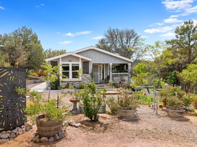 742 s topaz trail