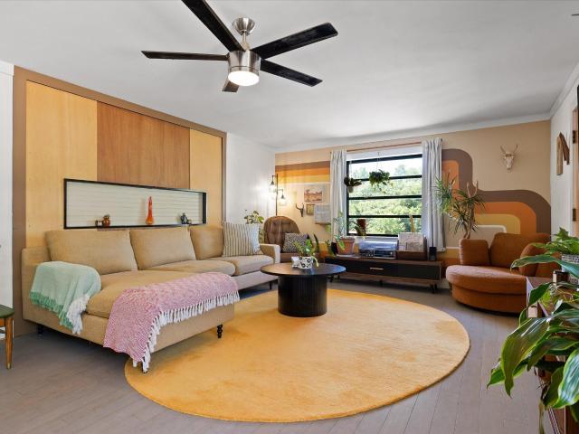 742 S Germantown Circle