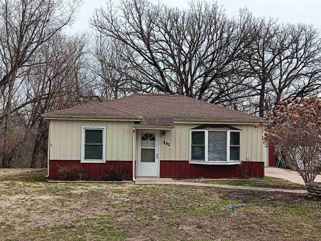 742 Pocahontas Lane