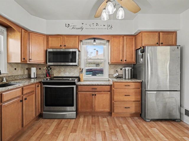 742 Riverside Drive