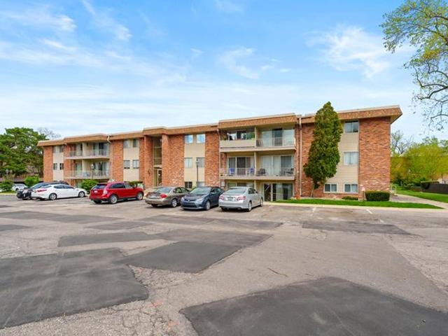 742 W Kilgore Rd Apt 307, Kalamazoo, MI 49008