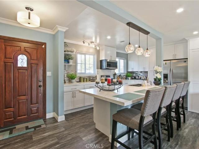 742 W Orangethorpe