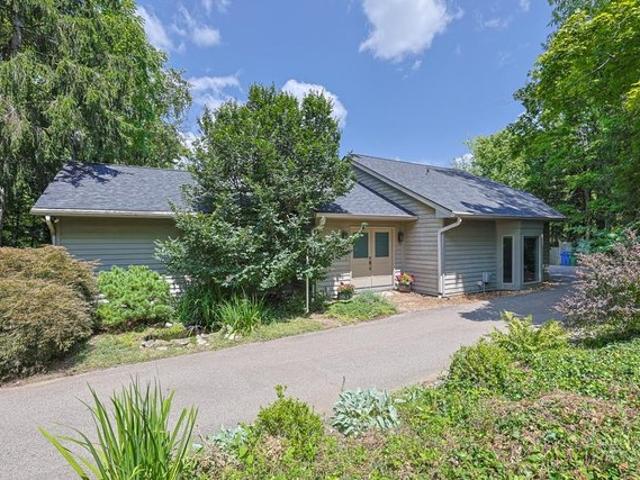 7434 Drake Rd, Indian Hill, OH 45243