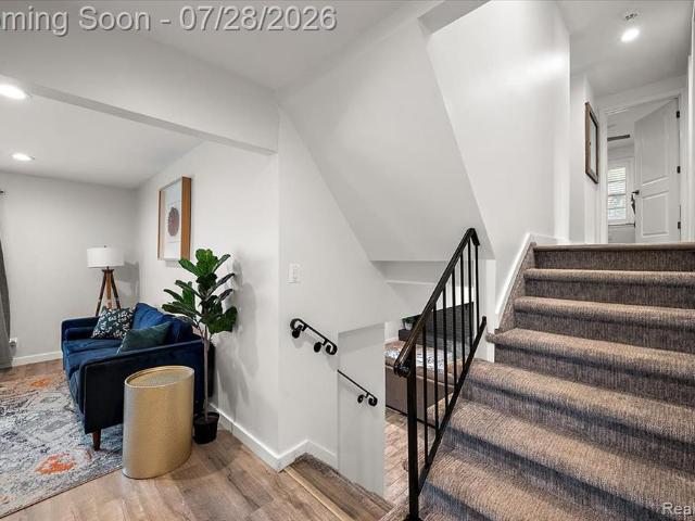 7435 Saint Auburn Drive