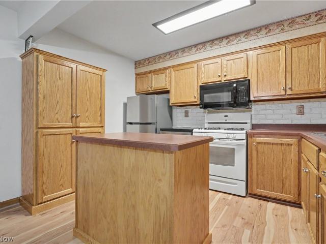 7436 Sugartree Drive