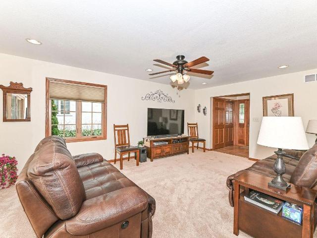 7436 W Tuckaway Creek Dr