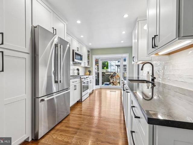 7438 Hallcrest Drive