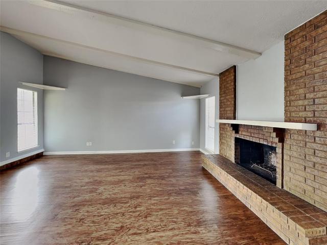 7439 Oakmore Drive