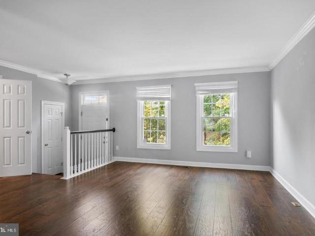 7439 Heatherfield Lane