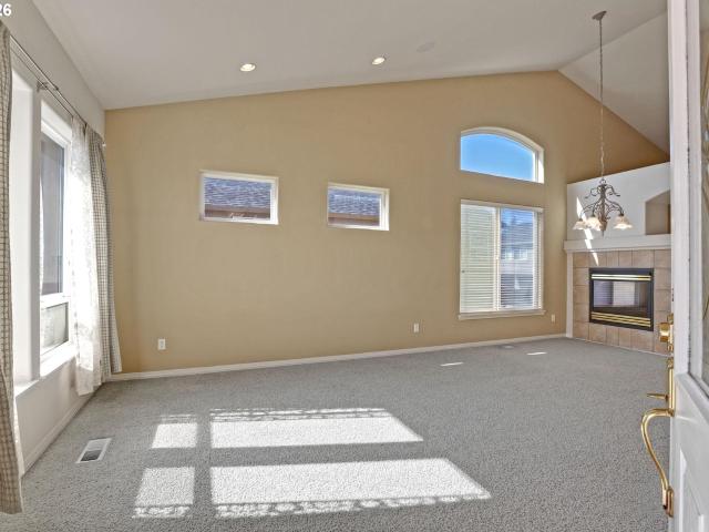 7439 SE 157TH AVE