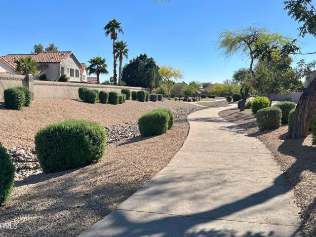7439 w crest lane
