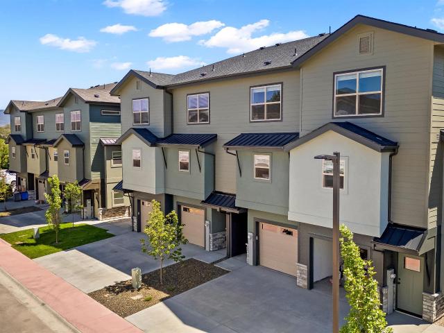 7439 W Swain Ln, Garden City, ID 83714 | MLS #98979 | Compass