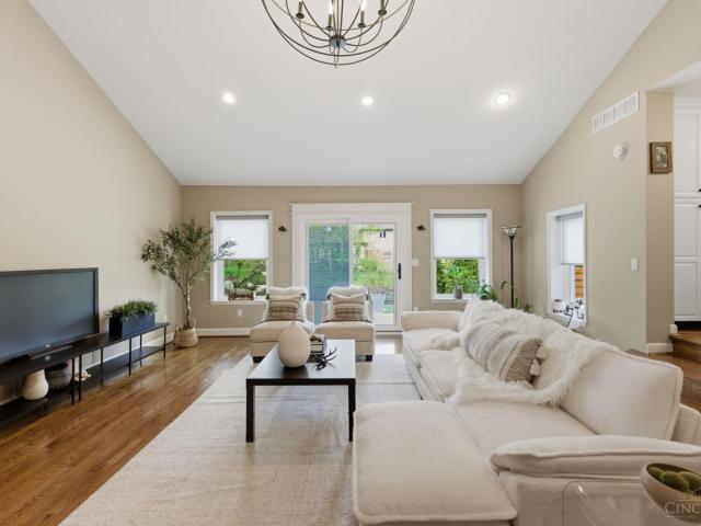 7430 S Timberlane Drive