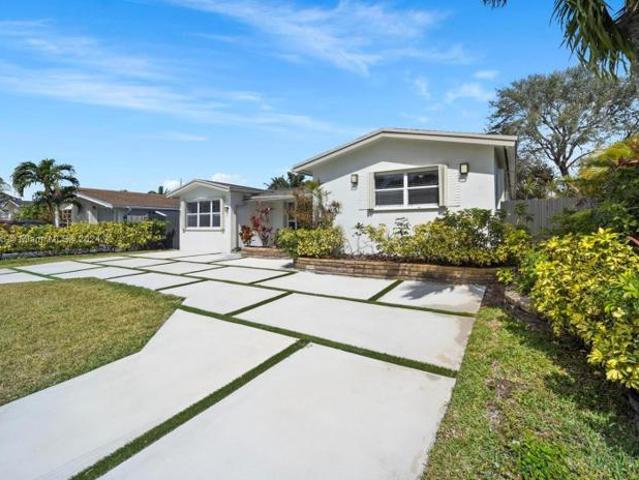 7431 Taylor St, Hollywood, FL 33024