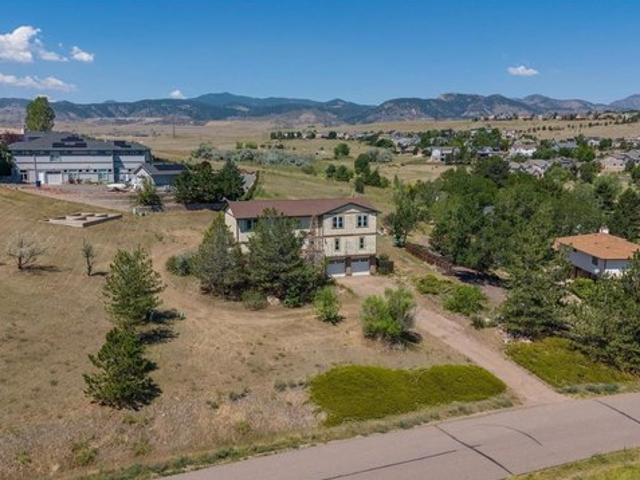 7431 Terry Ct, Arvada, CO 80007