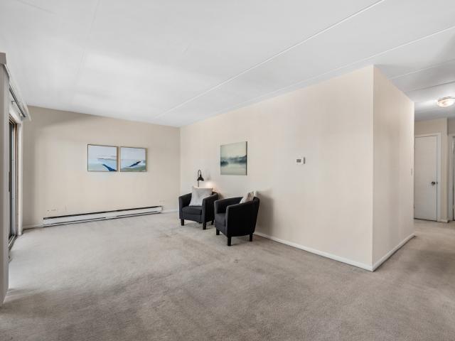 7432 Washington Street # 202