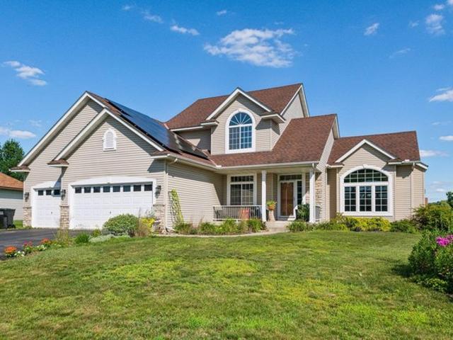 7432 Whitehall Rd, Shakopee, MN 55379